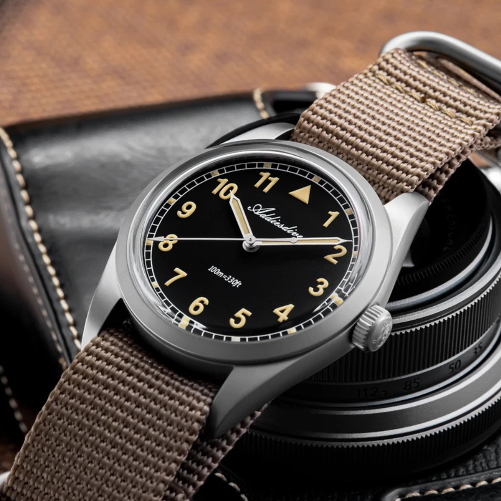 Field Watch 36 - Built for Any Conditions